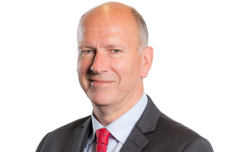 “Wnawn ni frwydro dros bob un swydd ym Mhort Talbot” – Golwg360