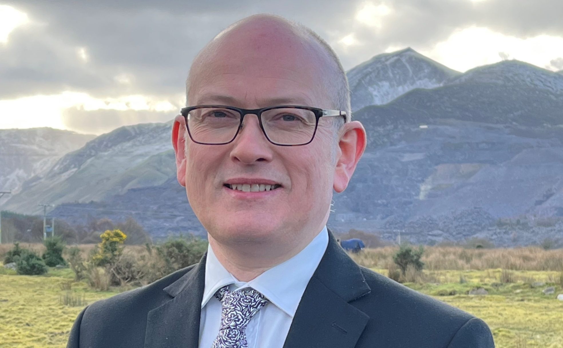 Dewi Morgan i fod yn Bennaeth Cyllid newydd Cyngor Gwynedd – Ogwen360