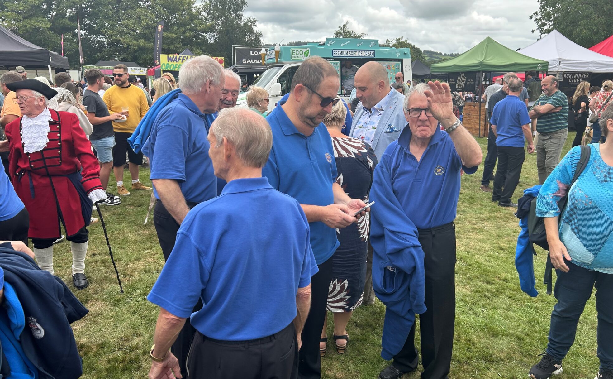 Gŵyl Fwyd Llanbed nôl am flwyddyn arall – Clonc360